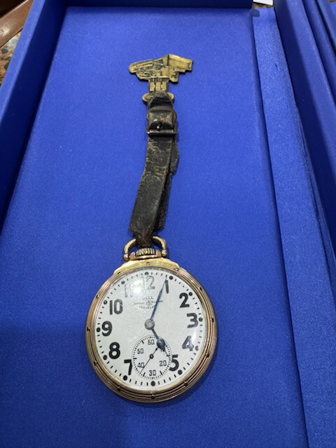 Vintage Ball pocket watch 21 jewel runs B643505 | eBay