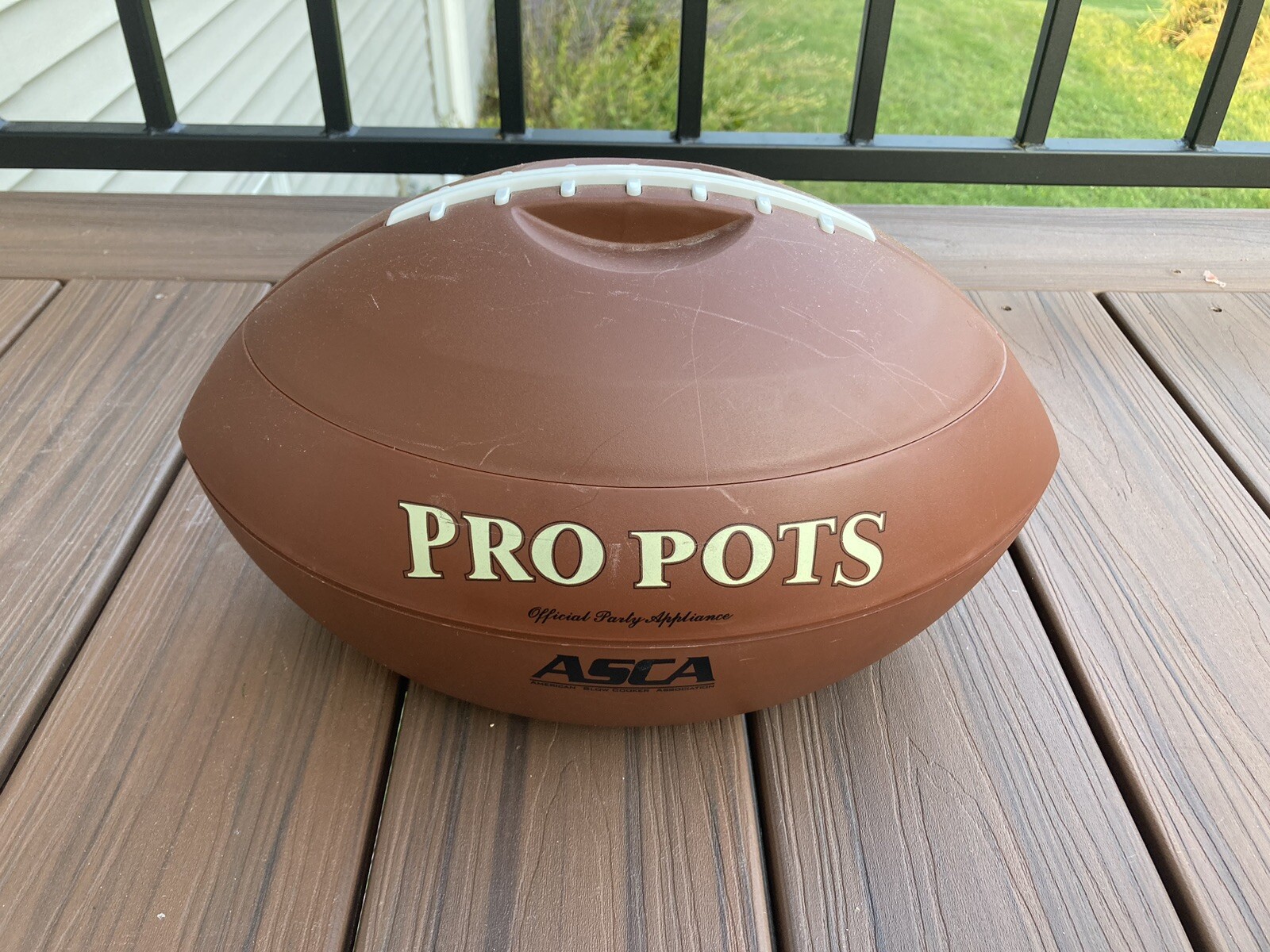 Pro Pots Football Shaped Slow Cooker 1.5 Quart Crock Pot FB-77 | eBay