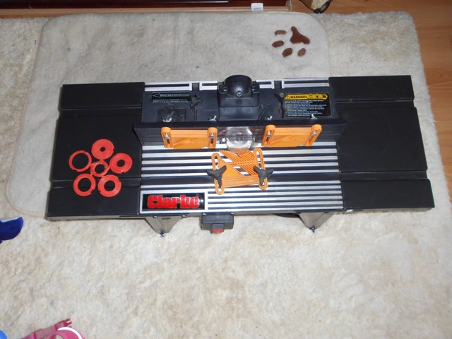 Clarke CRT1 Router Table ( 865 x 335mm) - Multicoloured for sale online ...