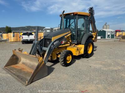 Backhoe Loaders - Trailer
