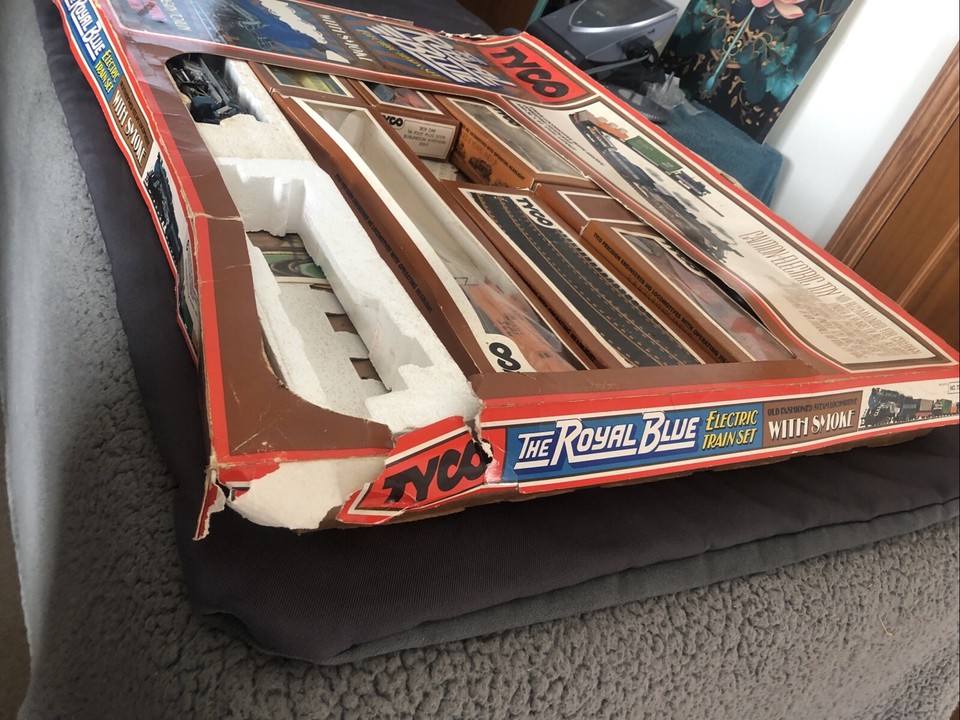 Tyco Electric Train Set HO Scale The Royal Blue In Box | eBay