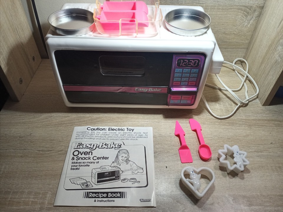 Vintage 1990's Kenner Easy Bake Oven & Snack Center Original Box WORKS ...