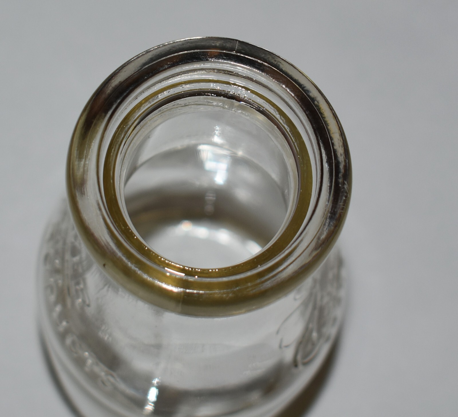 Antique Clover Dairy Pint Bottle Embossed Label & Clover Leaf Thatcher ...