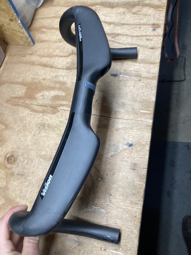 Vision Metron Aero Carbon Road Handlebar 36 cm c-c internal routing ...