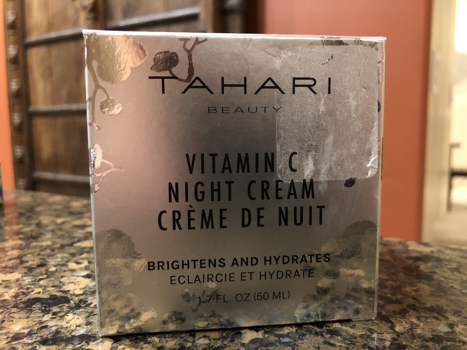 NEW IN BOX TAHARI Vitamin C NIGHT Crème Cream 1.7 OZ BRIGHTENS AND ...