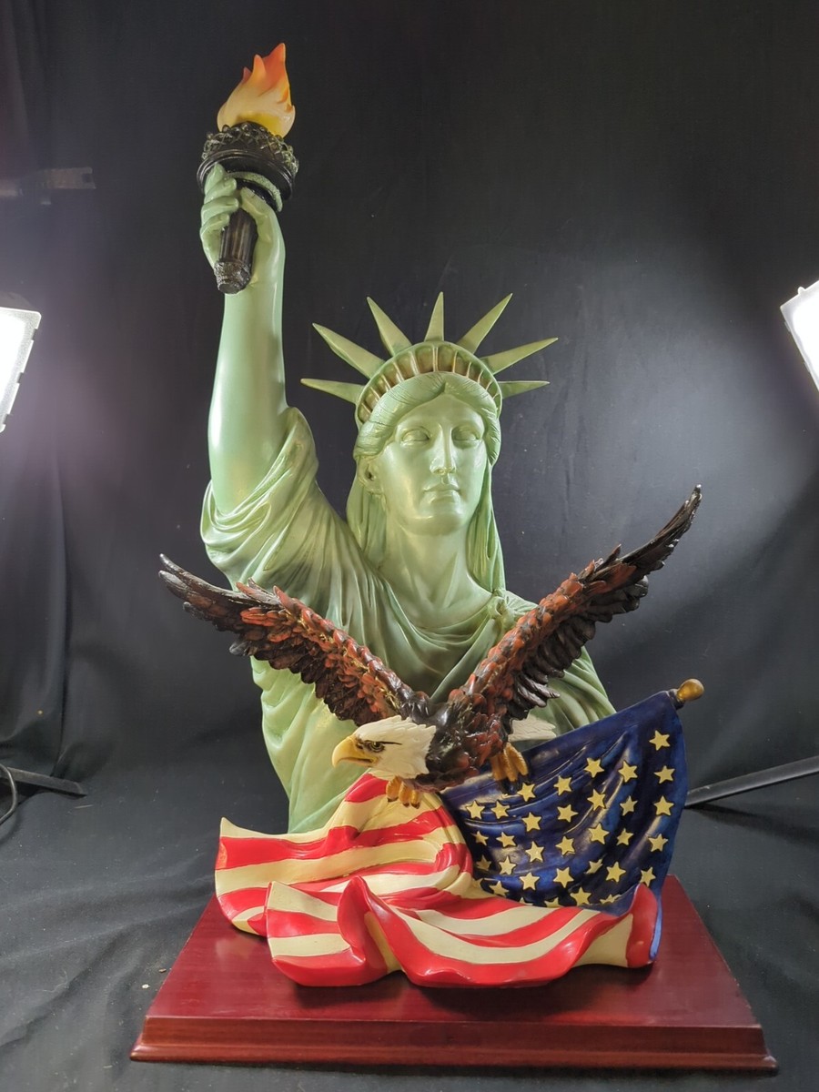 Eagle And Flag Liberty Statue Powerful, Proud, And Free (Statue Of