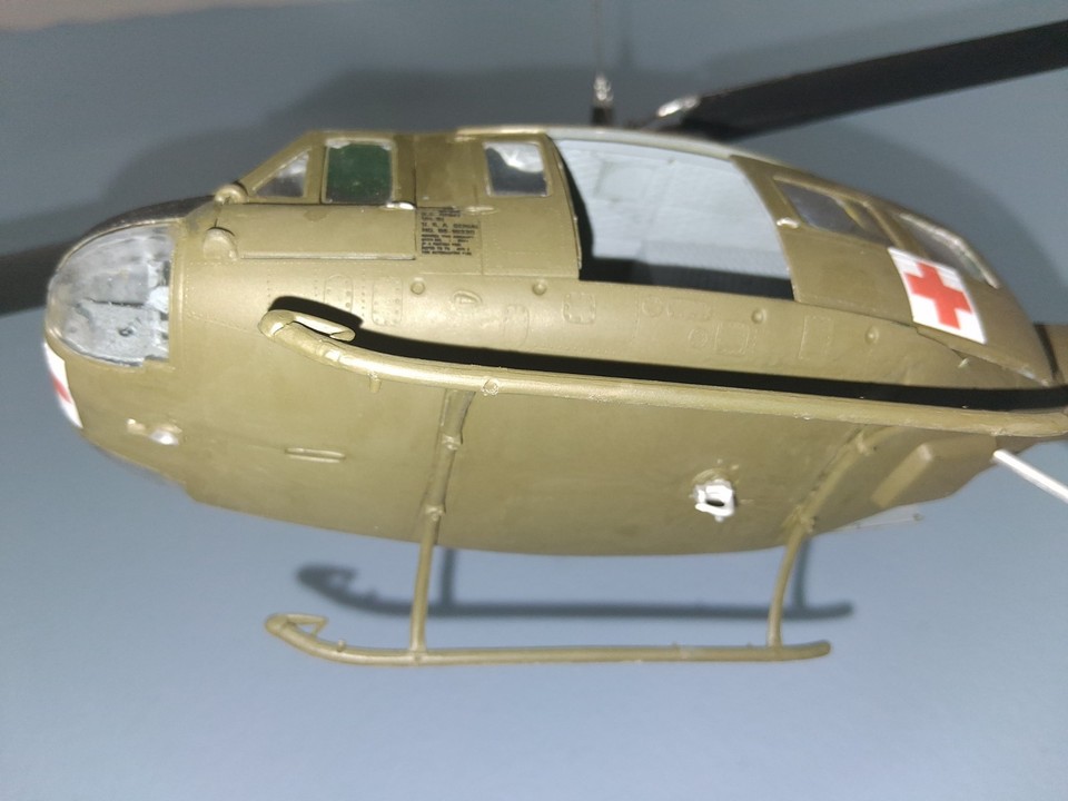 US Army BELL UH-1 Iroquois ' HUEY ' ( Dust - Off ) Helicopter Scale ...