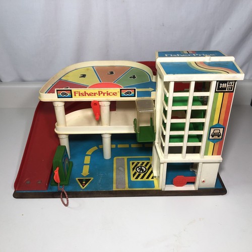 1970 1985 Vintage Fisher Price Little People #2504 Parking Garage Rare ...