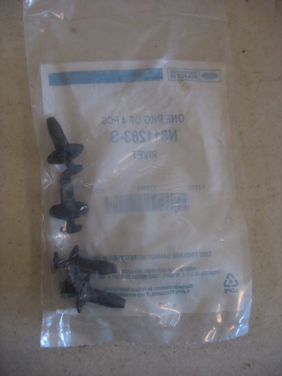 BRAND NEW GENUINE FORD OEM MUD FLAP SCREW #N811283S Package of 4 | eBay