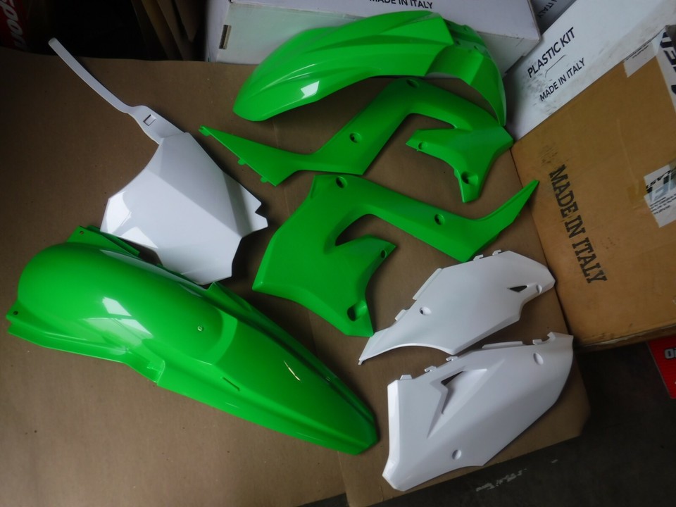 POLISPORT RESTYLE KAWASAKI PLASTIC KIT KX125 KX250 2003 2004 2005 2006 ...