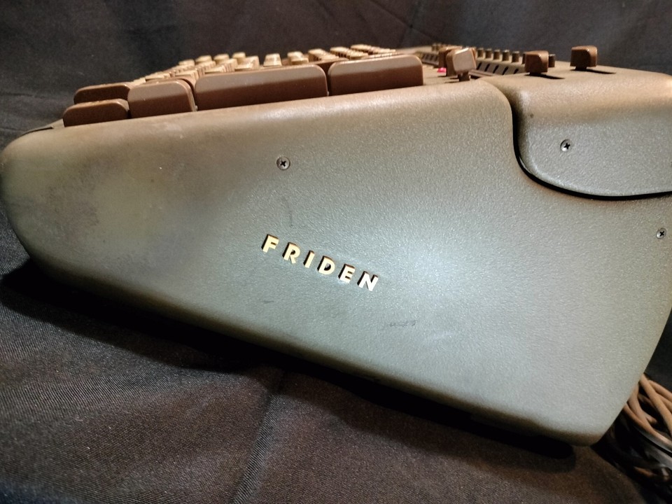 Friden SW 8 Mechanical Calculator, Powers Up, Clear Key Stuck, As Found ...
