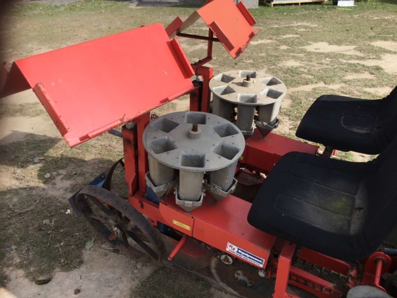 RJ Equipment 2 Row Carousel Planter | eBay