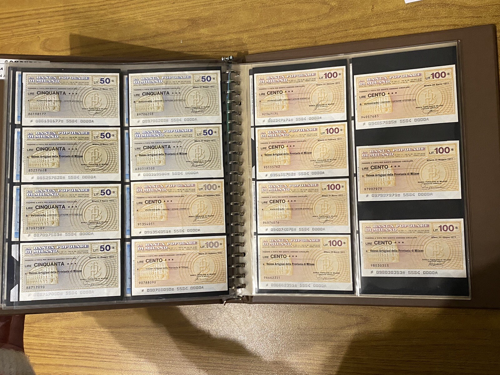 ALBUM CON 230 MINI ASSEGNI VARIE BANCHE INTESTATARI DIVERSI ANNI '70 | eBay