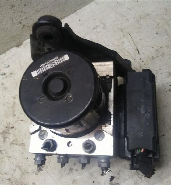 2015-2016 Volkswagen Jetta ABS Anti-Lock Brake Pump Control Module ...