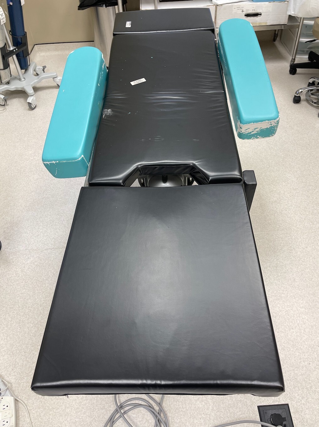 Skytron Elite 6500 OR Bed | eBay