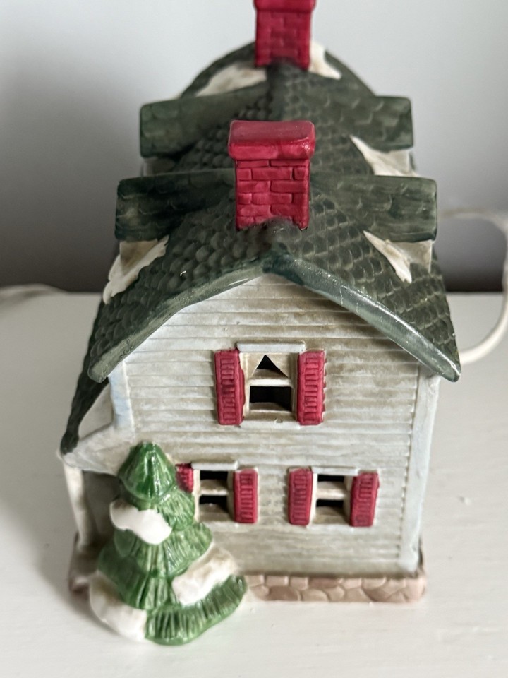 Vtg 1989 Colonial America Collection Handpainted Porcelain Illuminated ...