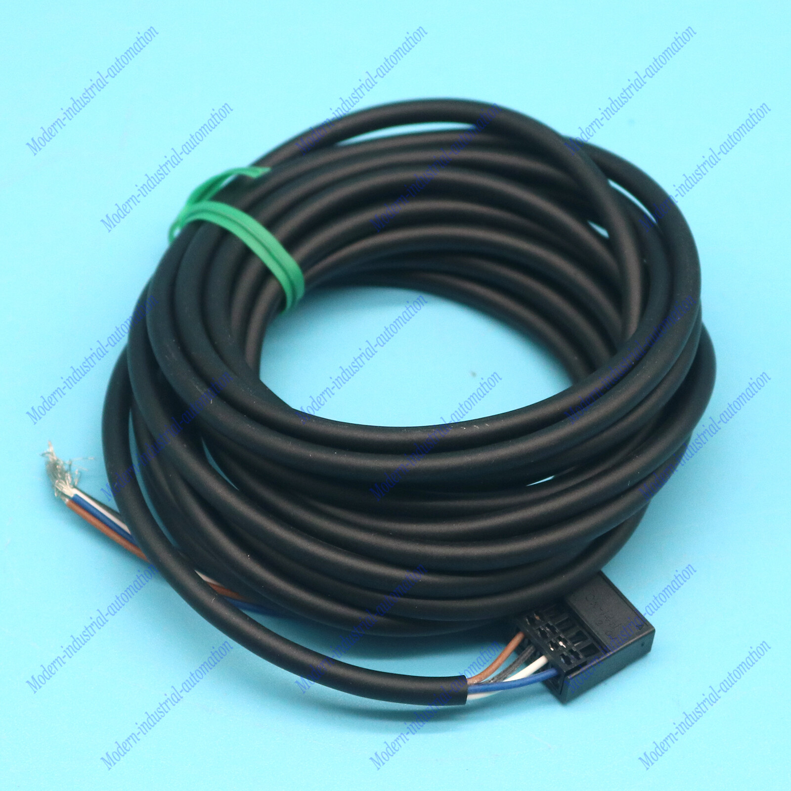 Brand New Panasonic CN-14H-C3 SUNX Sensor Cable Connector SPOT STOCK | eBay