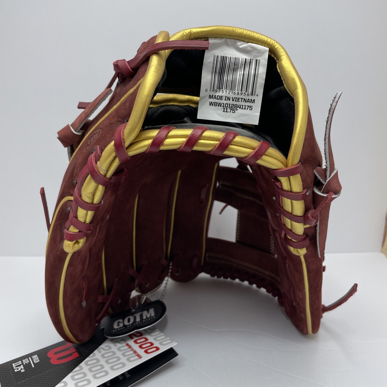 Wilson A2000 Red & Gold Suede 1975, 11.75” GOTM Baseball Glove, RHT | eBay