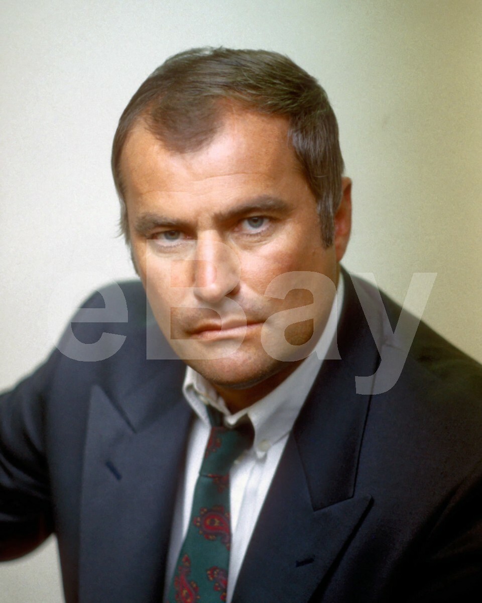 Frank Burnside's Instagram, Twitter & Facebook on IDCrawl