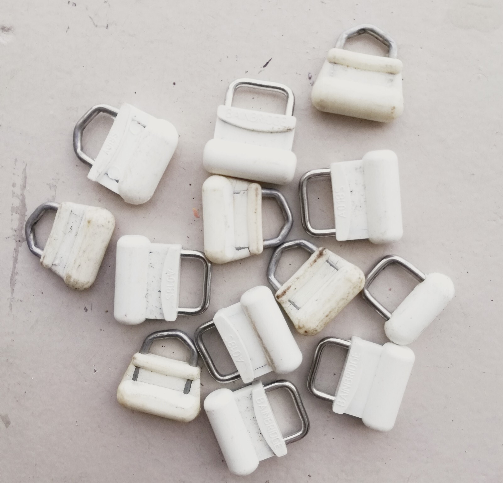 BAINBRIDGE 11mm Sail Mast Slug Slides A018S Welded Stainless Steel ...