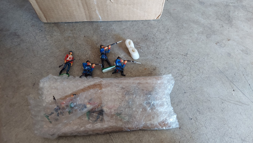 Massive Britains Toy Soldier Collection – 500+ Figures, Aylmer Chelsea ...