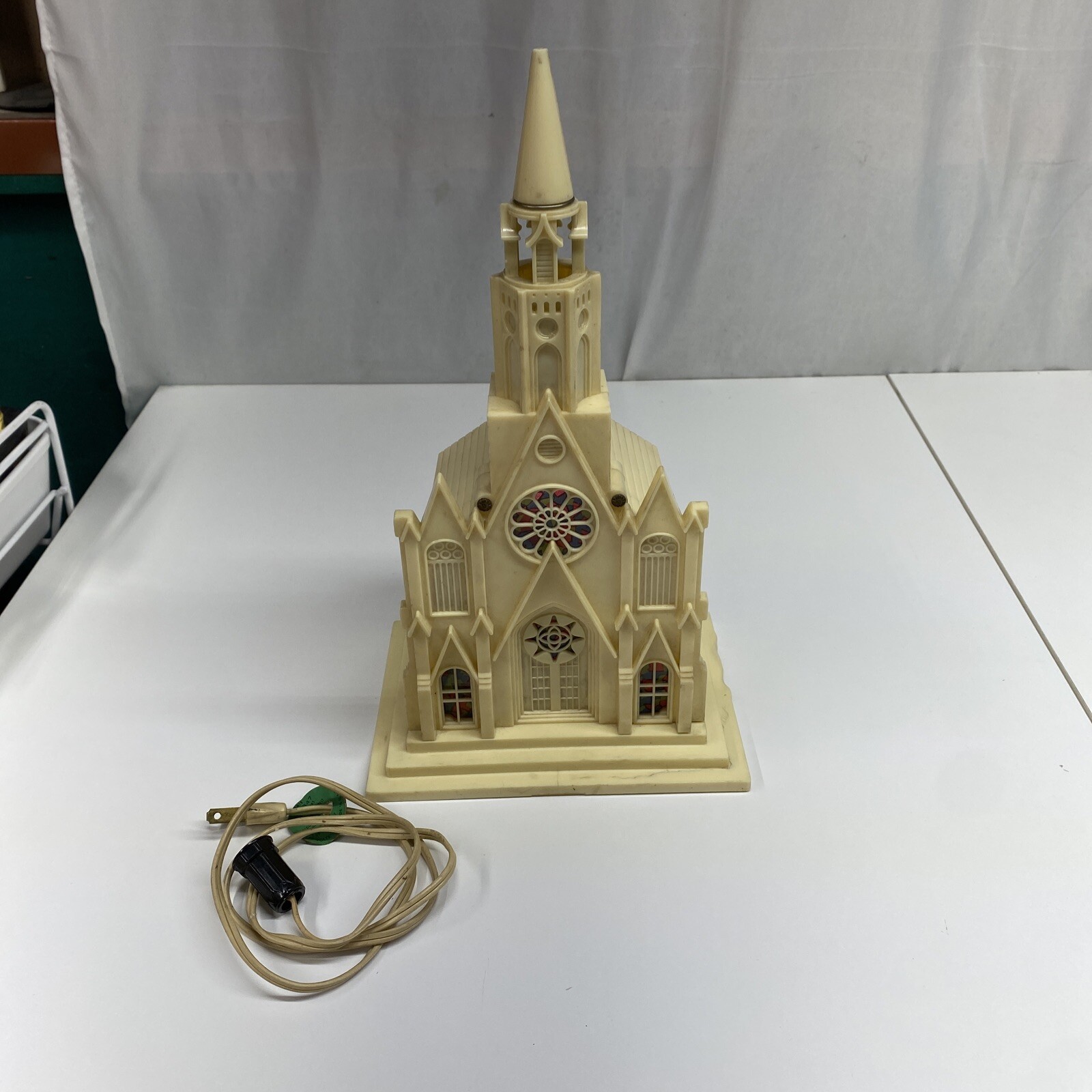 Vintage RayLite Plastic Stained Glass Church Music Box Oh Come All Ye ...