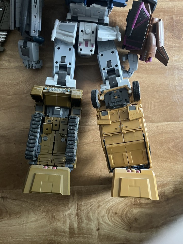 TRANSFORMERS ZETA TOYS ARMAGEDDON BRUTICON MP BRUTICUS Toon Color ...