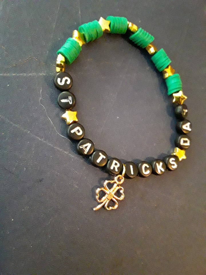 Beautiful Green St Patrick's Day Shamrock Clay Bracelet Handmade 8 ...
