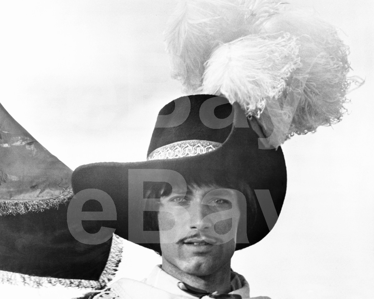 Cromwell (1970) Timothy Dalton 10x8 Photo | eBay