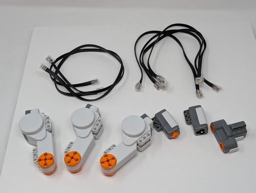 12x LEGO MindStorms NXT Lot: Controller, 3x Motors, 5x Cords, 3x ...