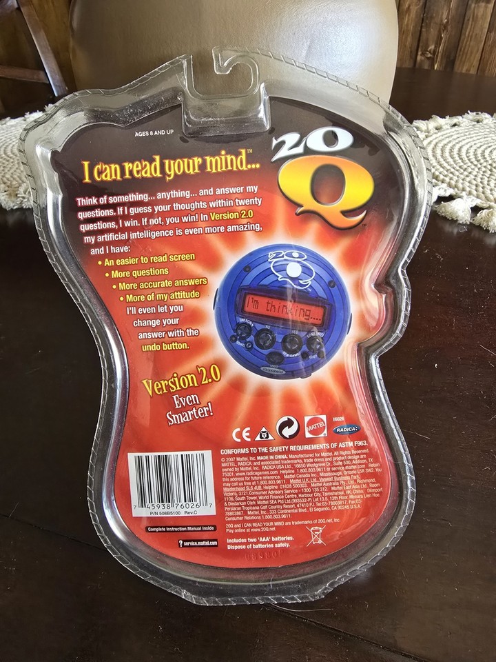 Radica 20Q Version 2.0 Electronic Handheld Game Blue Battery Operated ...