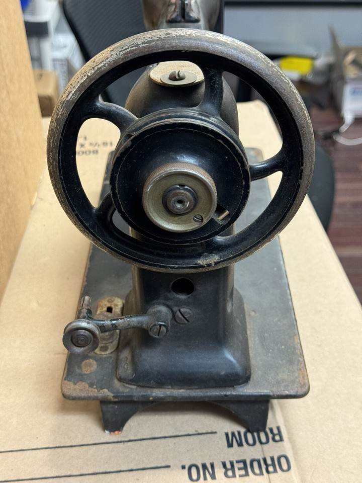 Vintage Wheeler & Wilson Sewing Machine D-9, Vintage Sewing (READ ...