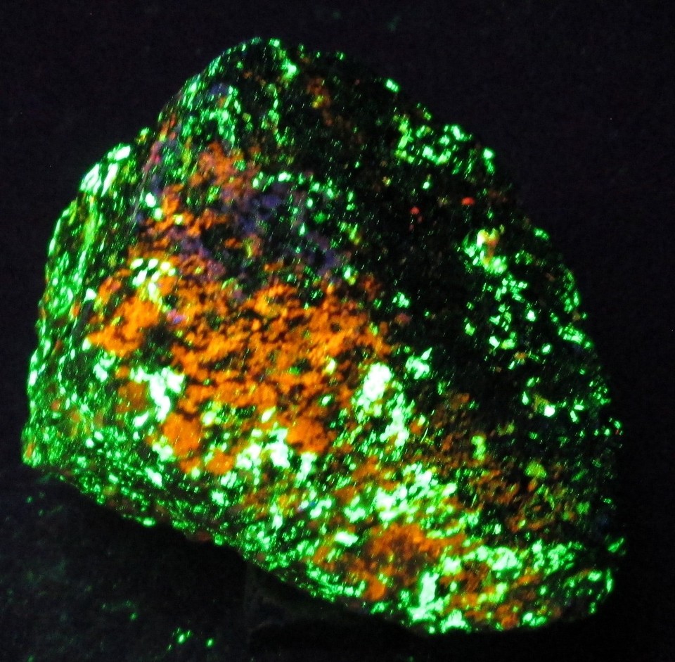 Clinohedrite Willemiite Franklinite Fluorescent Mineral Franklin Mining ...