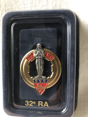 Militaria: insigne du 32e RA, collection Atlas | eBay