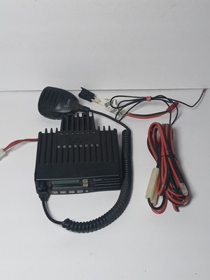 ICOM IC-F121 VHF Mobile Radio, 136 - 174 MHz Works w/ Microphone ...