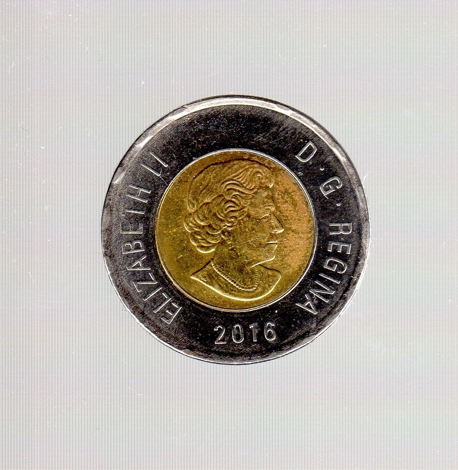 CANADA 2016 POLAR BEAR DESIGN TWOONIE (2$) IN LOW CIRCULATED COND. MUST ...