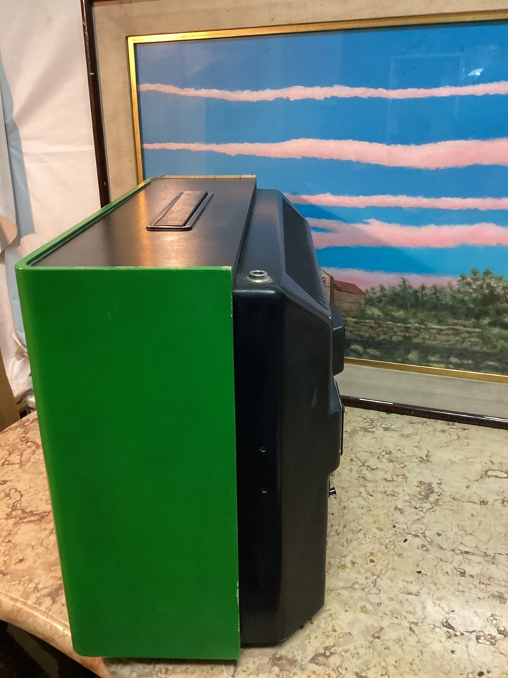 NOBLEX 17 MODEL 17NT326 TV. MADE IN ARGENTINA 1980. GREEN. 220V | eBay