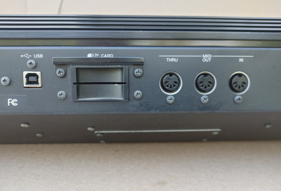 YAMAHA S08 Keyboard Synthesizer Electronic Piano: S-08: 88 Weighted ...