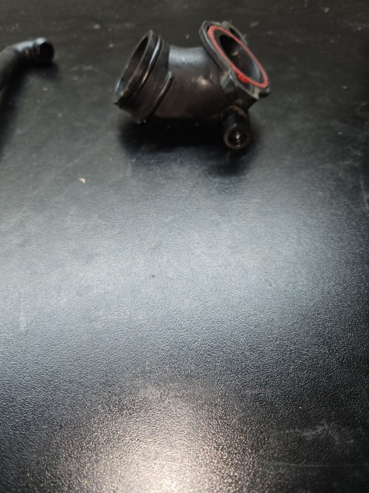 briggs and stratton intake elbow #697122 from engine 31f707-0112-e1 | eBay