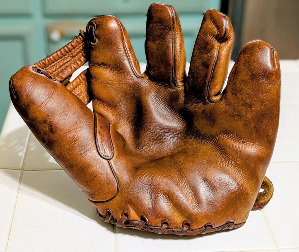 Vintage Rawlings 5 BD "Improved" Bill Doak Model Split Finger Baseball ...