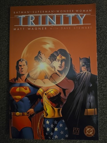 Batman / Superman / Wonder Woman: Trinity (2003) #3 Matt Wagner Story ...