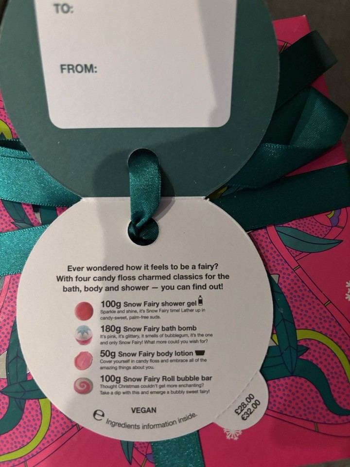 Lush Snow Fairy Gift Set Shower Gel, Bath Bomb, Body Lotion, Roll ...