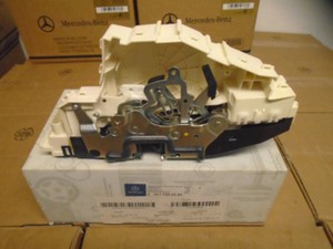 Brand New Genuine Rear Left Door Lock Mercedes - A2217302335 | eBay