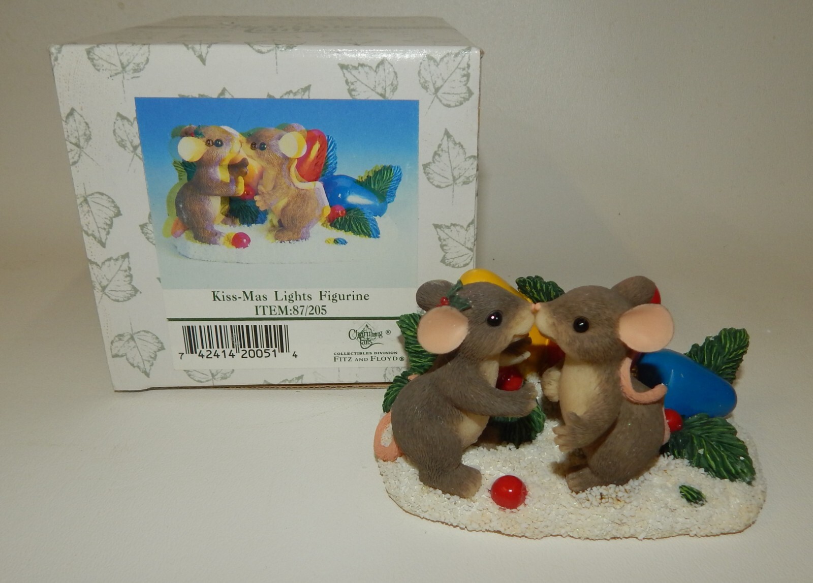 Charming Tails Mouse Figurine - Christmas Lights - Kissing Mice - Mint ...