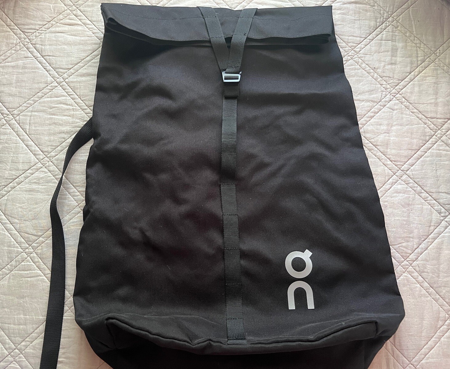 On Cloud Running Ambassador Black Backpack Bag - Gem