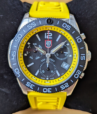 Luminox Pacific Diver Yellow Sapphire Black Dial Chronograph Men's ...
