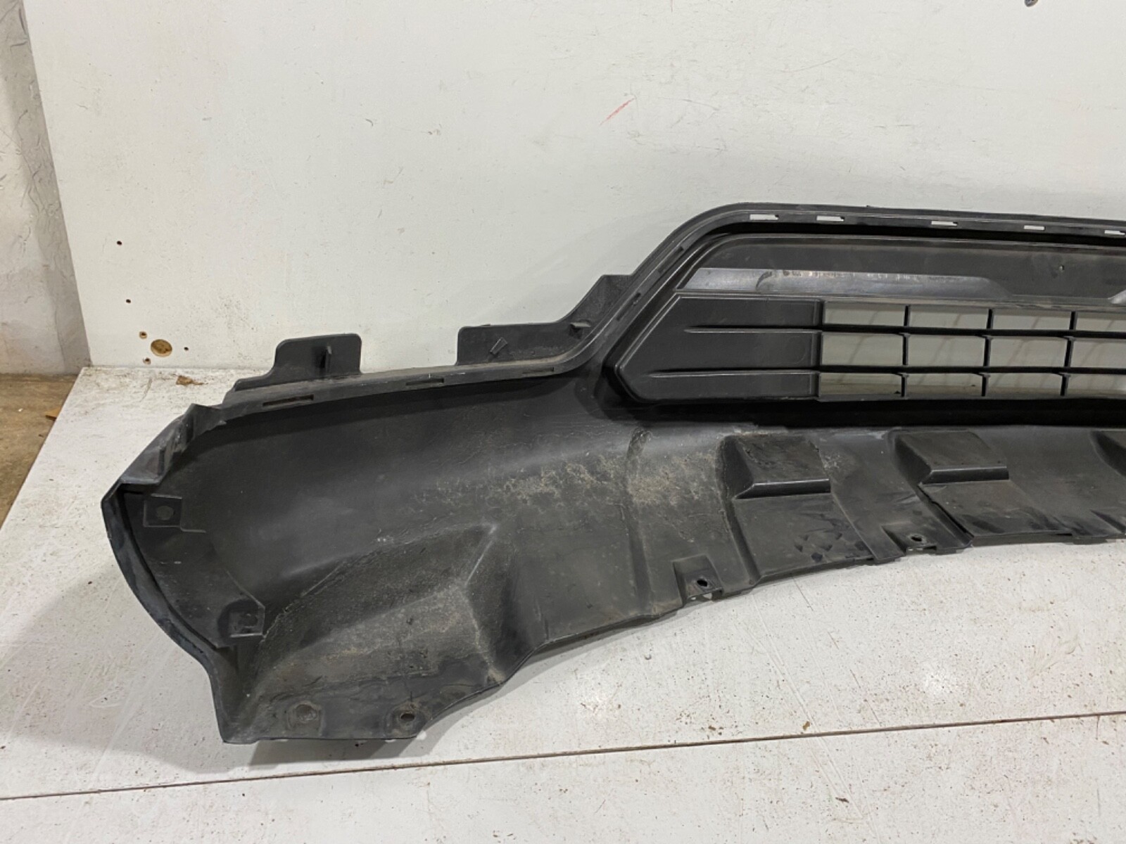 OEM 2020-2022 Ford Explorer Front Lower Bumper Cover LB5B-17F775 | eBay