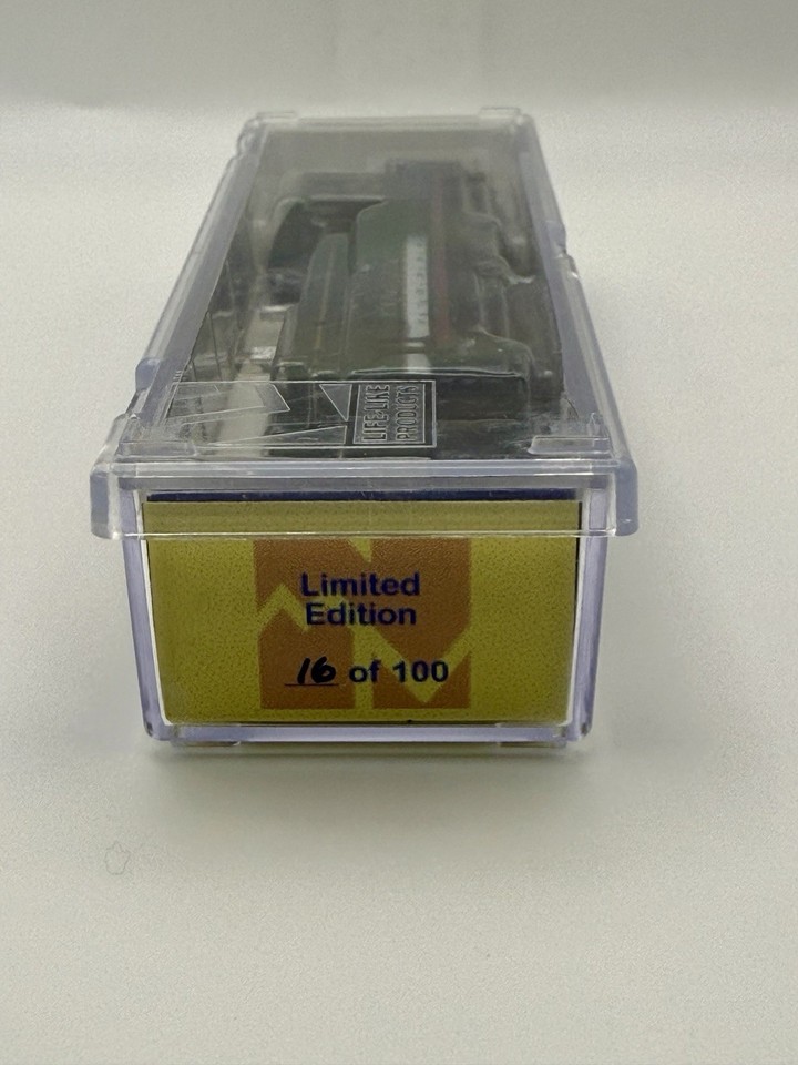 Limited Edition NIOB N Life Like SW9/1200 Switcher Manufacturer Railway ...