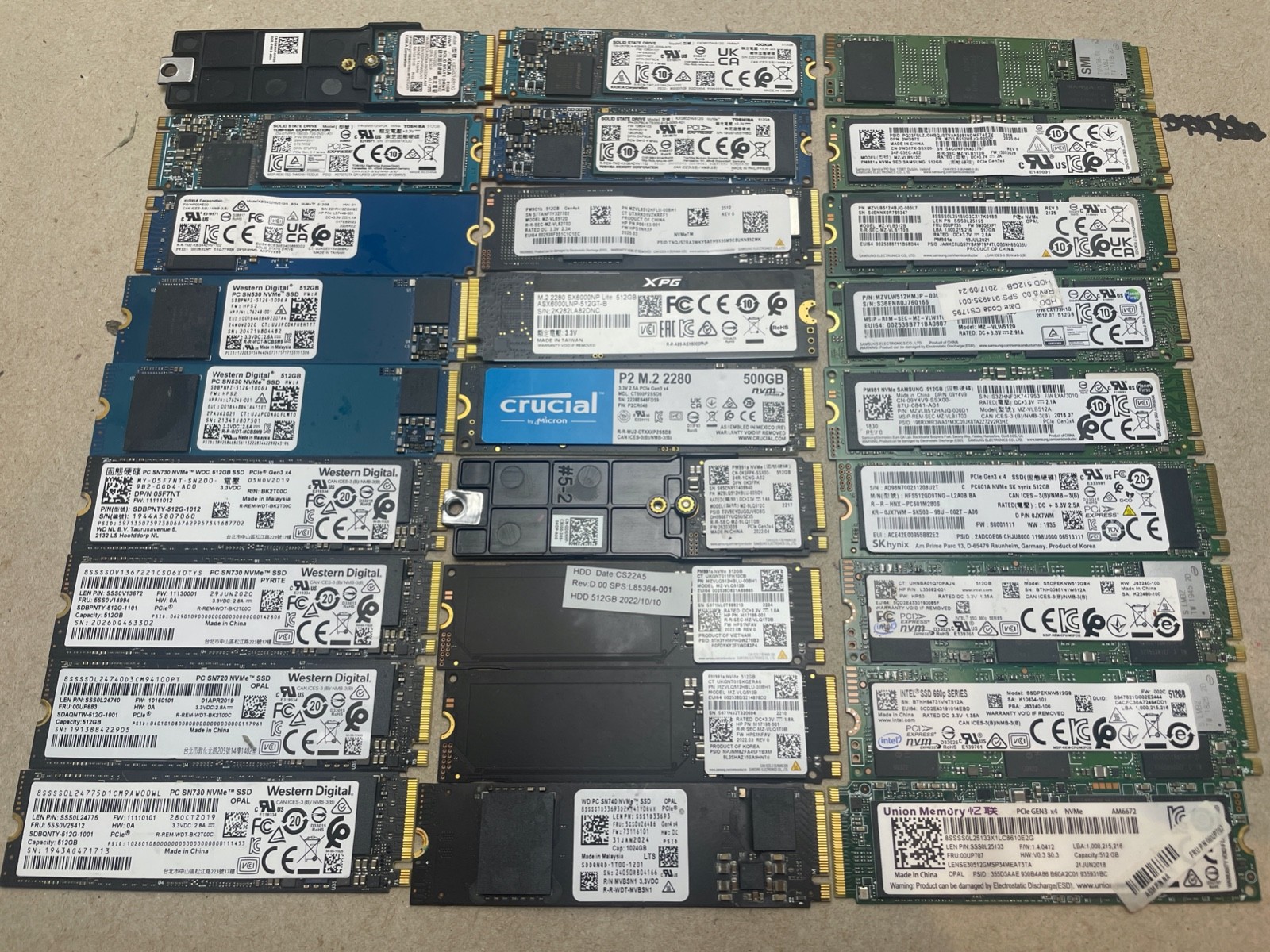 Lot of (27) 512gb NVMe SSD Solid-State Drive PCIe Brands: Intel, WD ...