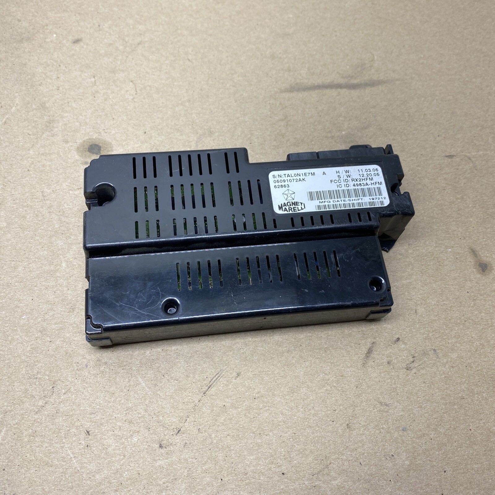 12 13 14 CHRYSLER 300 DODGE CHARGER JOURNEY 05091072AK TELEMATICS ...